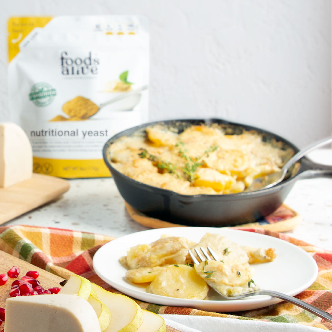 Organic Almonds - Raw - Protein, Fiber, Fatty Acids – Foods Alive Inc.